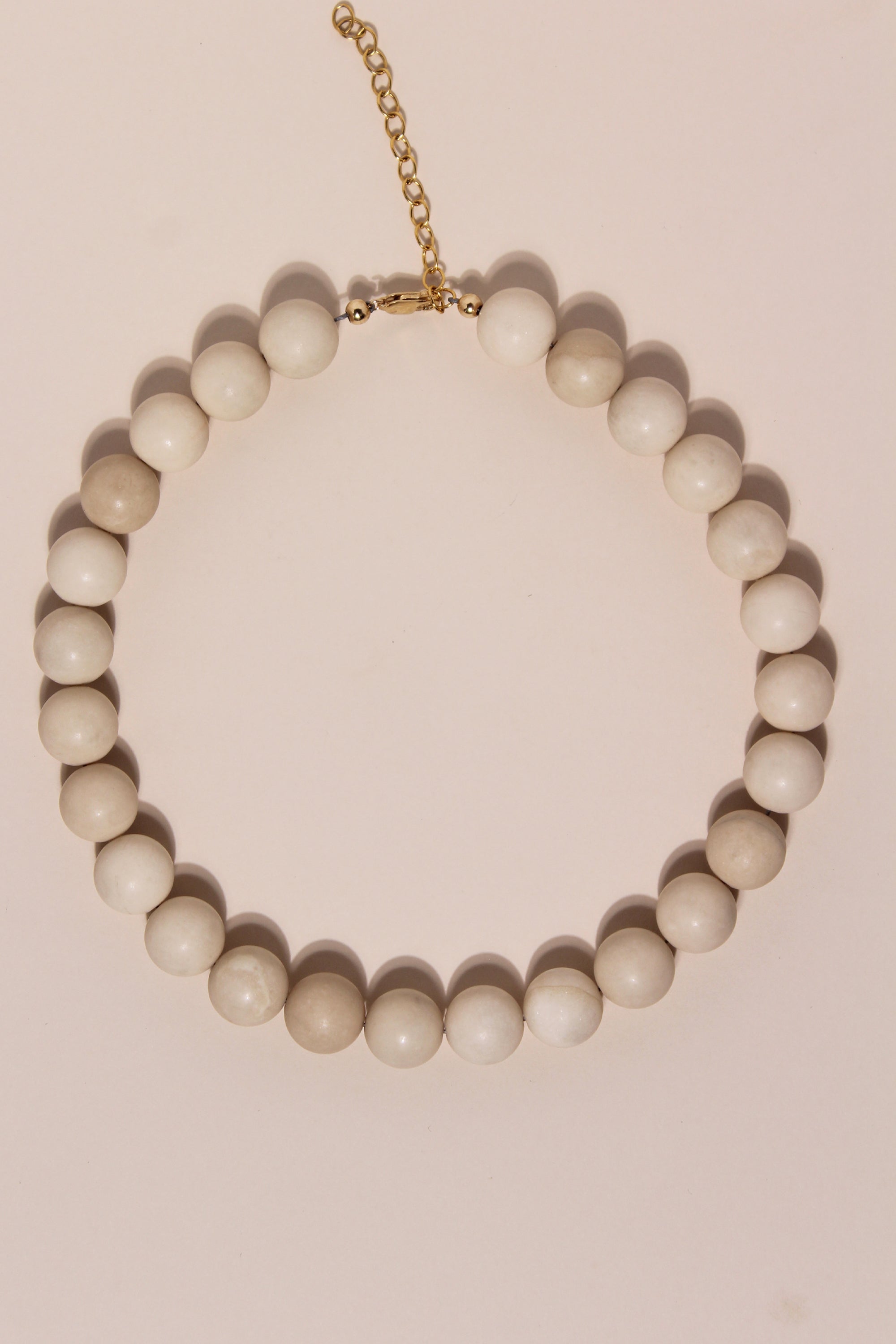 FORMENTERA CREMA JASPER BEADS – AURUM + GREY