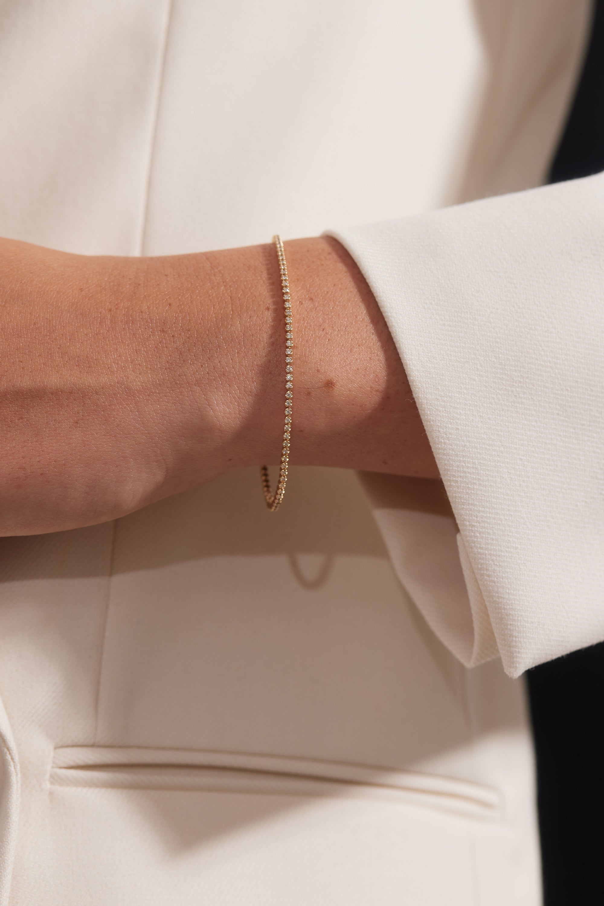 FLOATING DIAMOND TENNIS BRACELET – AURUM + GREY